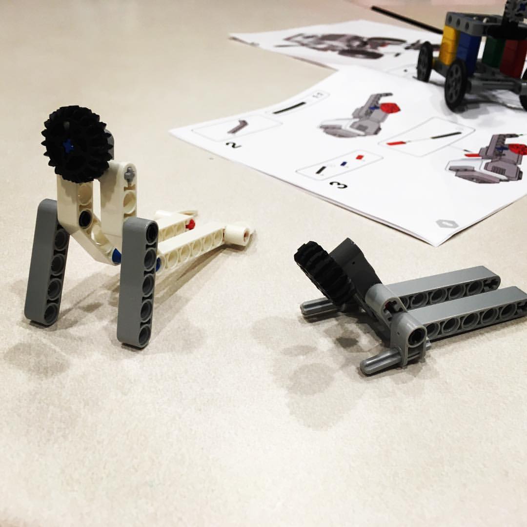 Lego Mindstorms Yoga – Catherine Odson